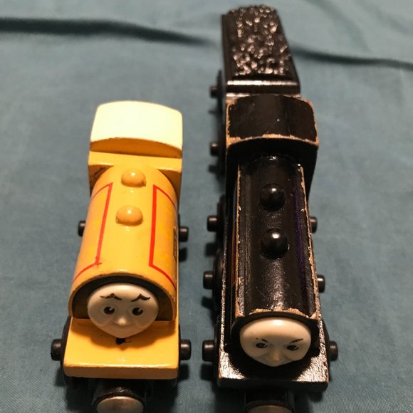 Thomas & Friends | Toys | Thomas And Friends Bill And Douglas | Poshmark